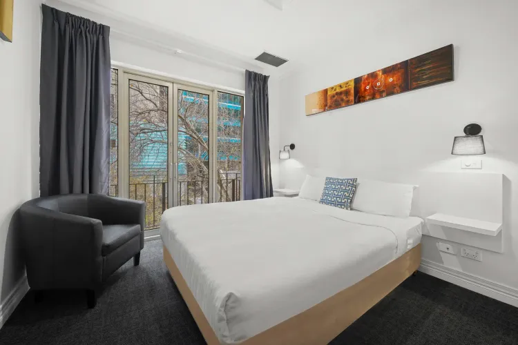 Comfort Apartments Melbourne Central – Modern Serviced Apartments in ...